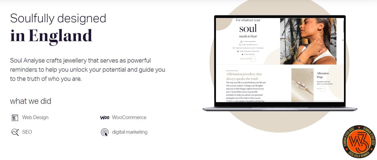 How to Build a Marketing Portfolio for Your Agency (Examples That Convert)
